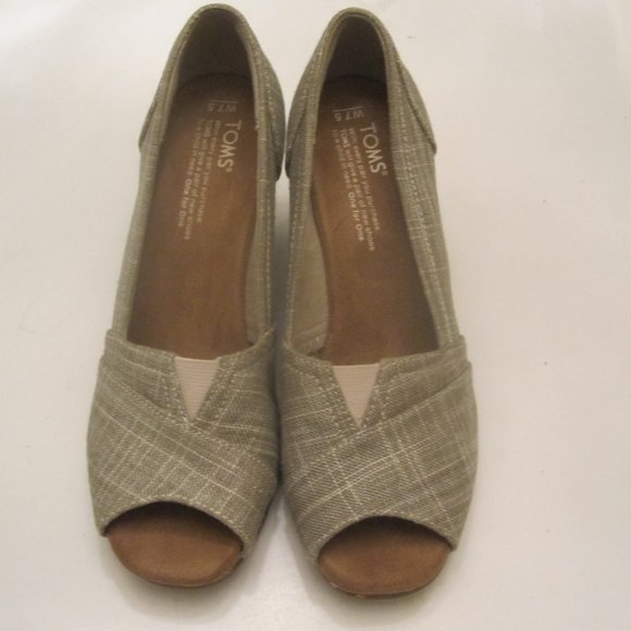 Toms | Shoes | Toms Open Toe Wedge Heel Shoes Greenish Gray 75 | Poshmark